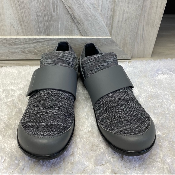 Alegria | Shoes | Traq By Alegria Q Chip Walking Shoes Qwik Charcoal ...